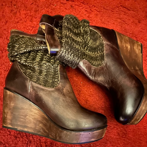 Bed Stu | Shoes | Knit Slouch Wedge Booties | Poshmark
